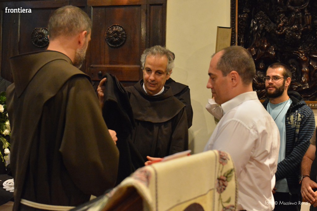Vestizione dei novizi a Fonte Colombo con il vescovo Domenico