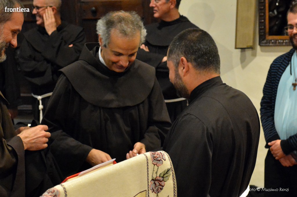 Vestizione dei novizi a Fonte Colombo con il vescovo Domenico