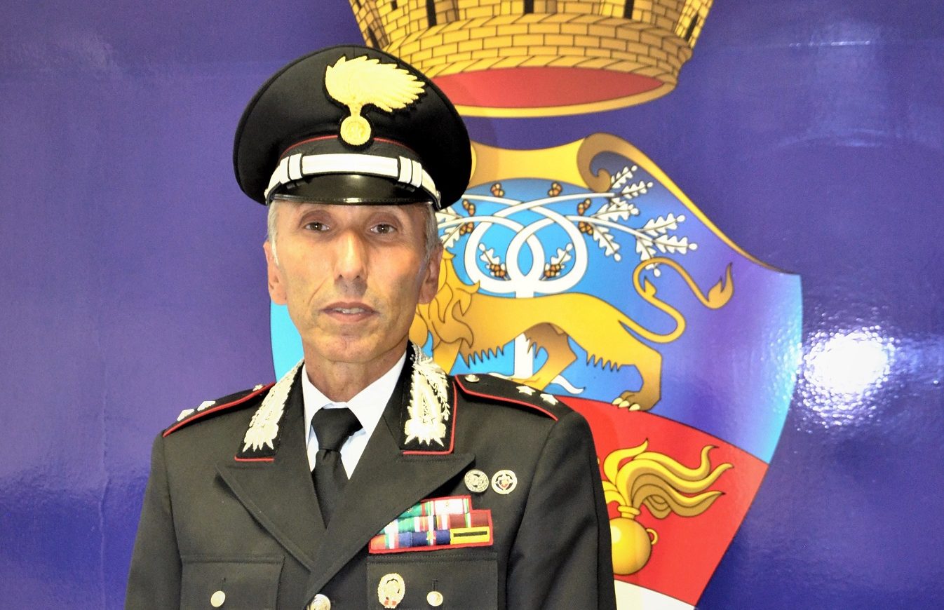 Il Tenente Giuseppe Lanuzza, Comandante della Sezione Operativa della ...