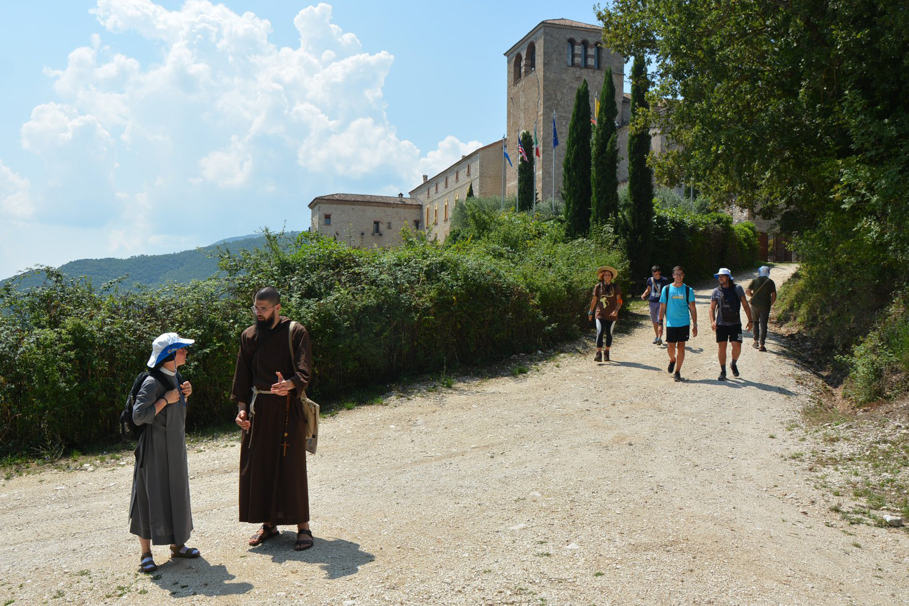 Rallentare per contemplare la bellezza: il messaggio del vescovo a ...